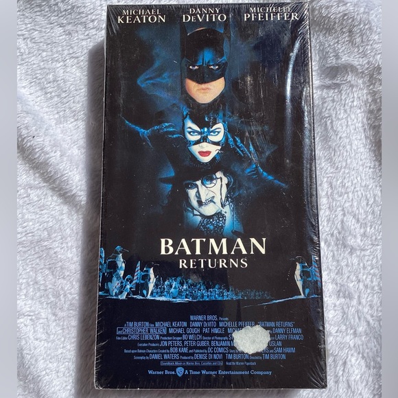 Universal | Media | Vintage 992 Batman Returns Vhs Tape Sealed Michael ...